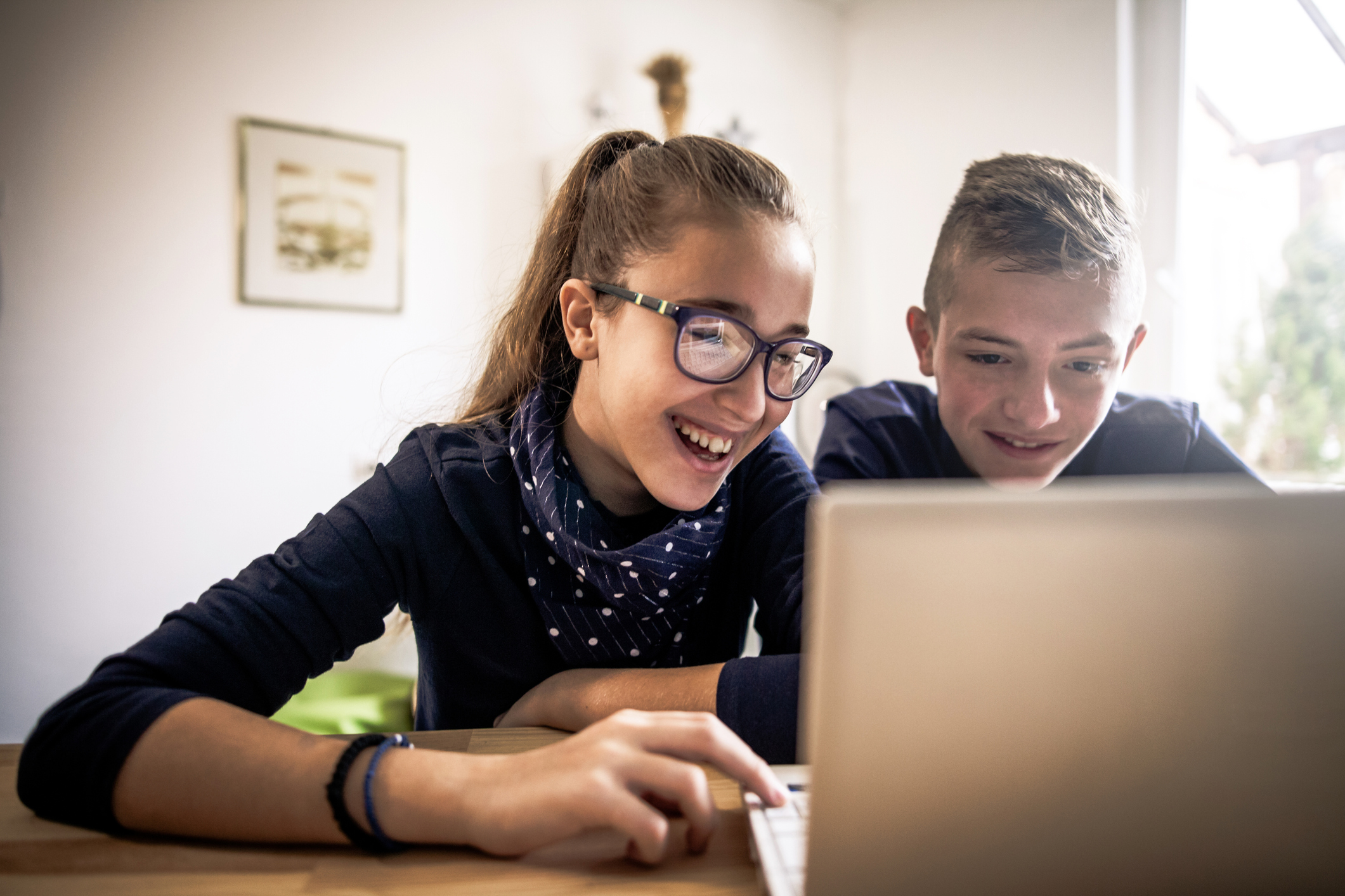 Juni Learning vs. CodaKid Review: Which Kids Coding School is Best for Your Child? - CodaKid