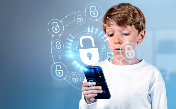10 Essential Internet Safety Tips for Kids and Parents | CodaKid